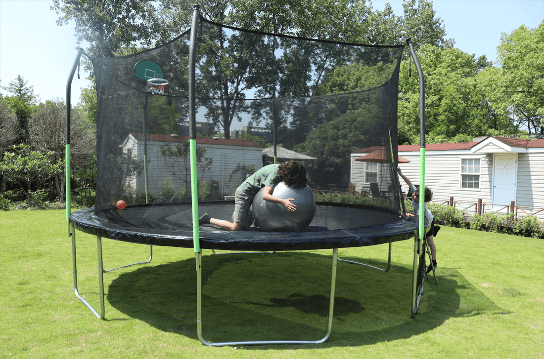 Aotob | Outdoor Trampolines with Safe Enclosure Net